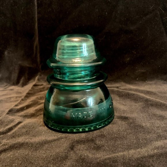 Hemingray | Other | Vintage Glass Insulators Set Of 2 Hemingray 42 And ...